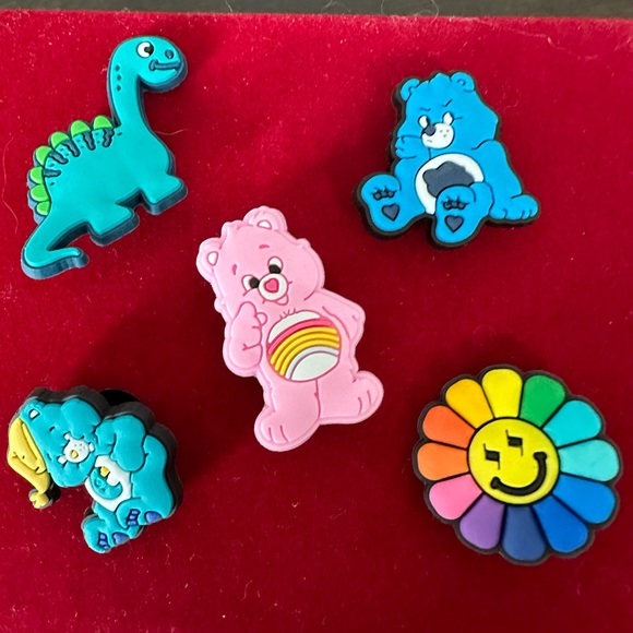 Other | Set Of 5 Jibbits Care Basra Rainbow And Dino Jibbits For Crocs ...